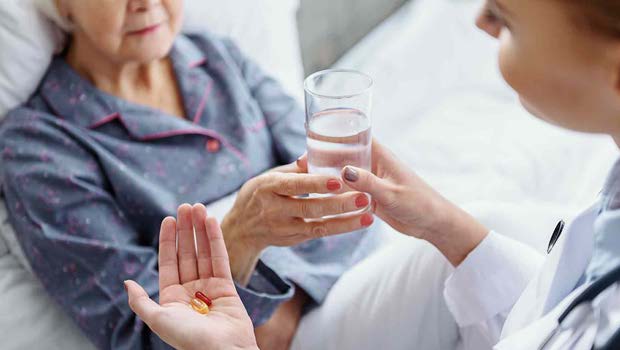 Reasons Retirement Facilities Should Make Use of Integrated Pharmacy ...